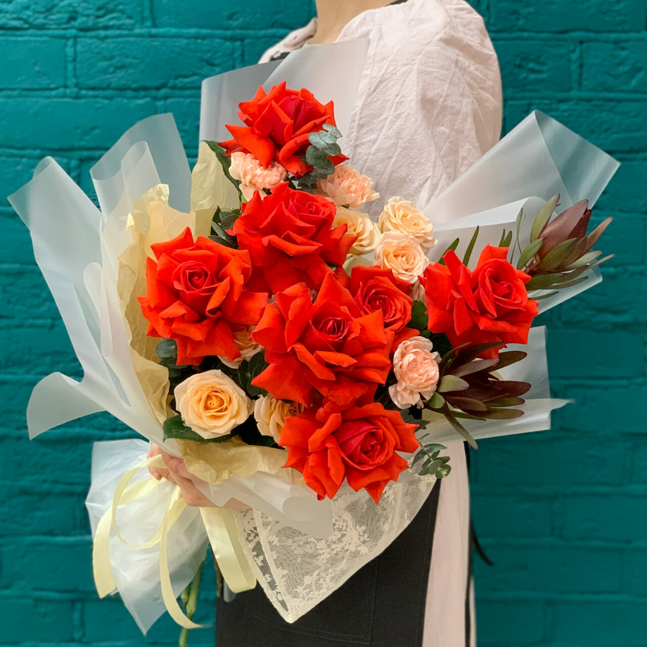 Букет из французской розы и гвоздики