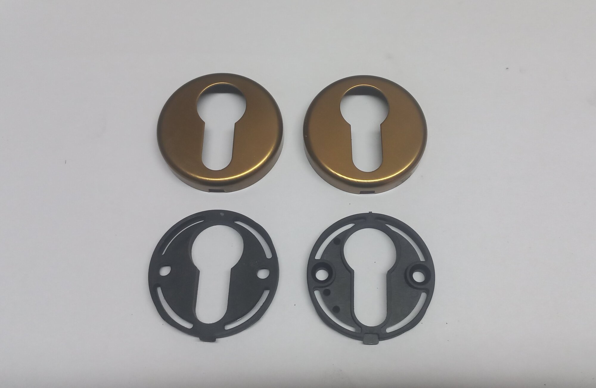 Дверная накладка под цилиндр Hoppe