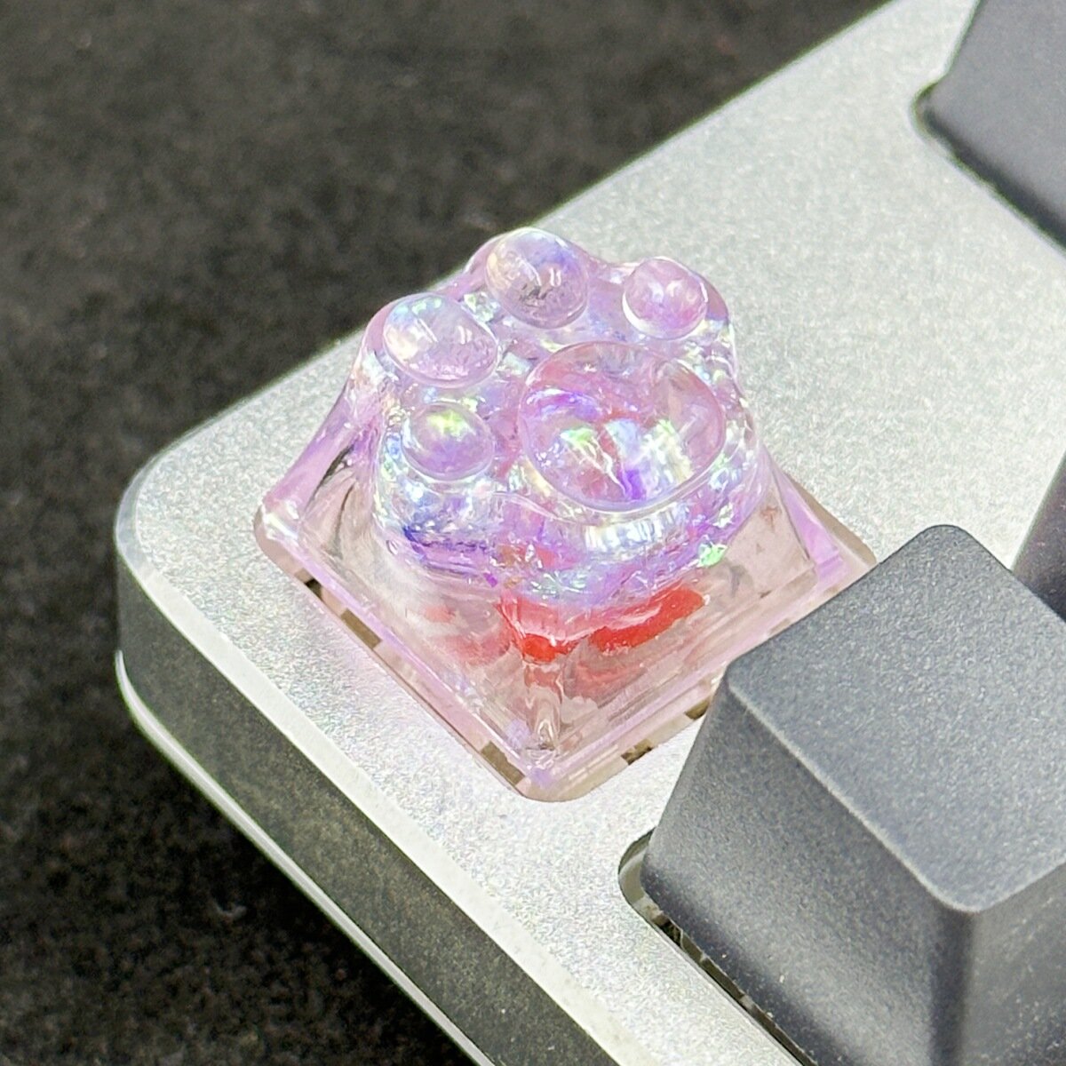 Механическая клавиатура "Кошачий коготь", эпоксидная смола, светло-фиолетовая