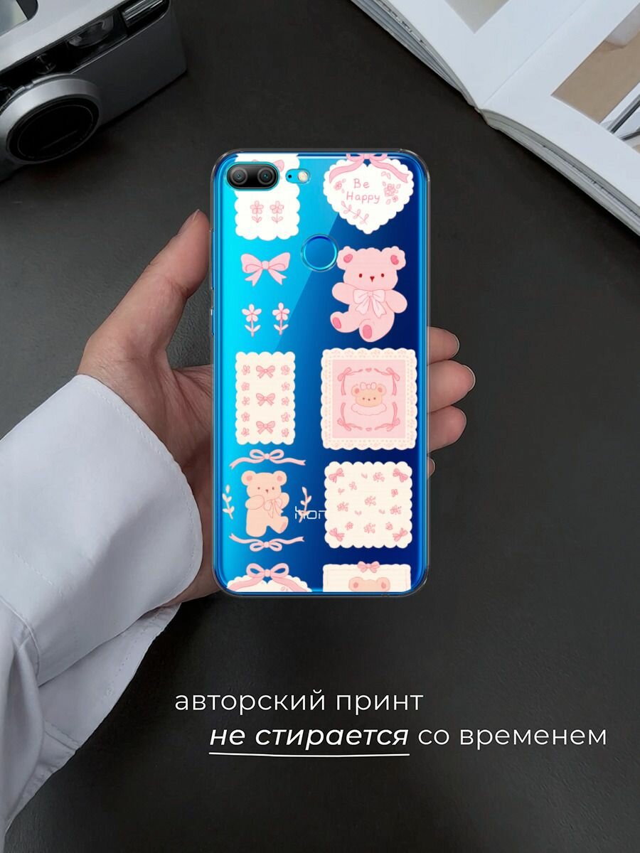 Чехол на Honor 9 Lite / Хонор 9 Лайт с принтом "Розовые марки", прозрачный — фото 1