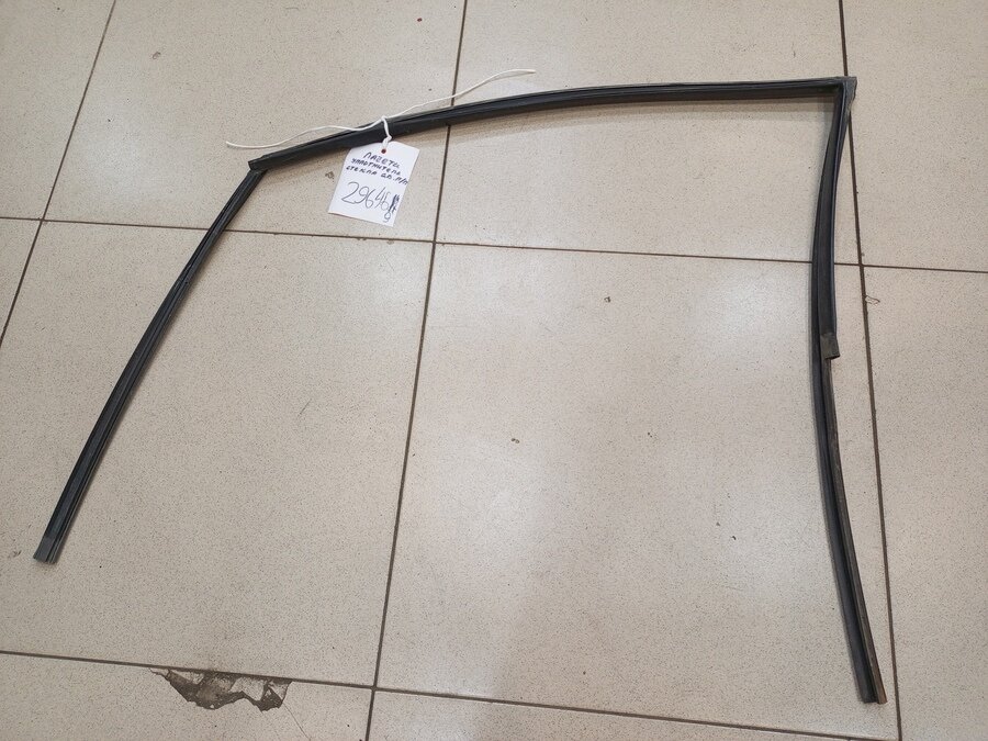 Уплотнитель стекла двери передней правой от Chevrolet Lacetti J200 2003-2013