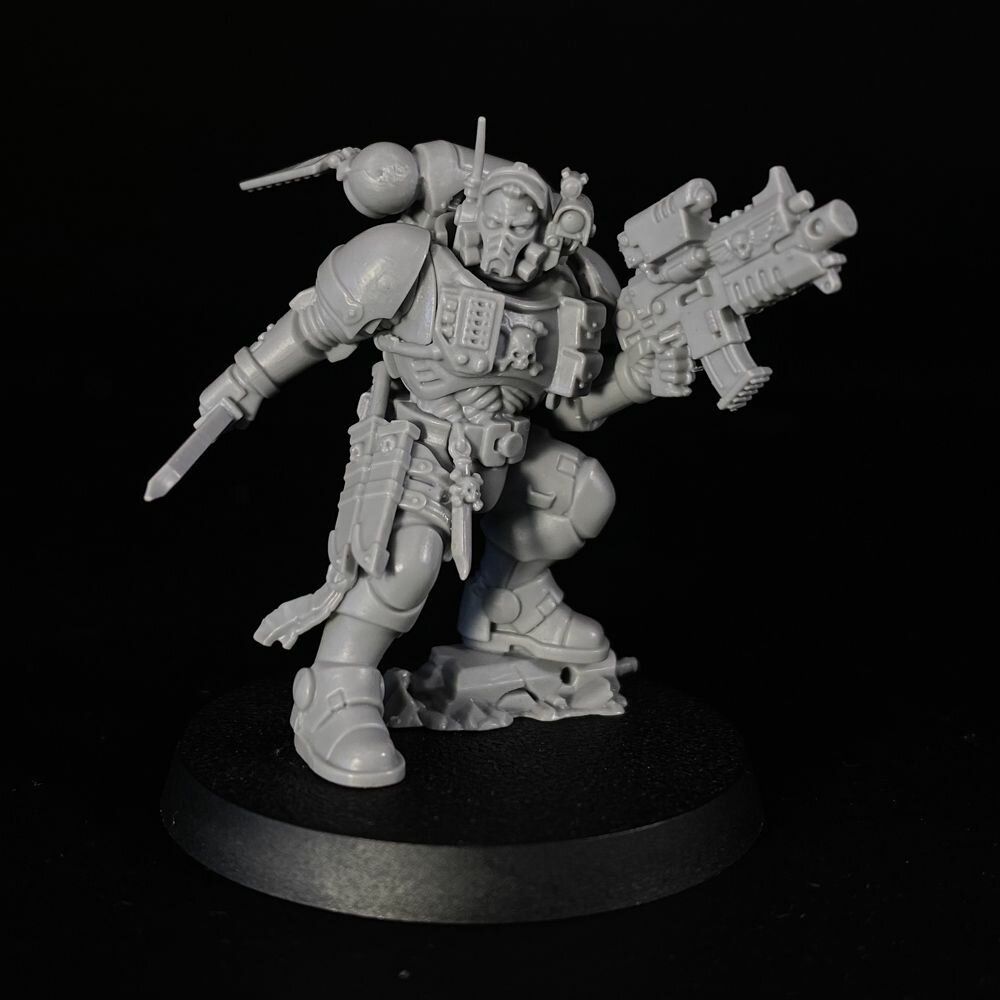 Primaris Lieutenant in Phobos armour миниатюра по вселенной warhammer 40000