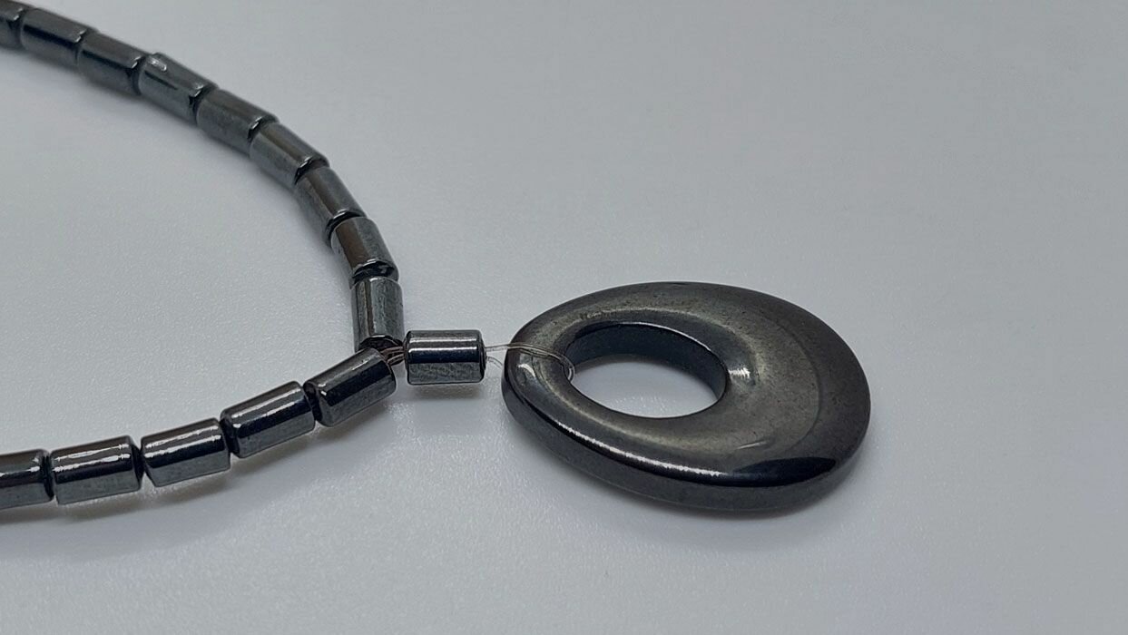 Колье, гематит