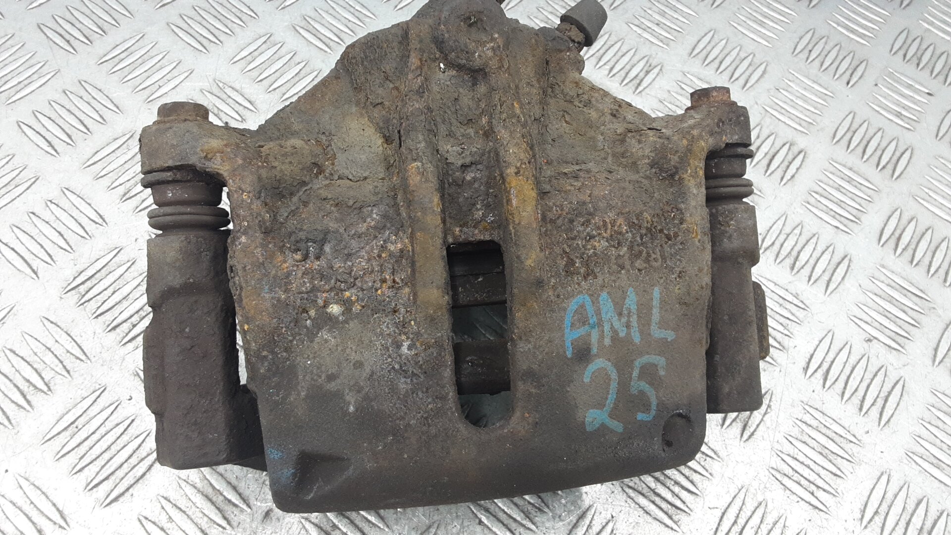 Суппорт тормозной передний правый FORD MONDEO 3, Номер 2218025, C2S48019, 1S712B294AB, 1S712B294AC