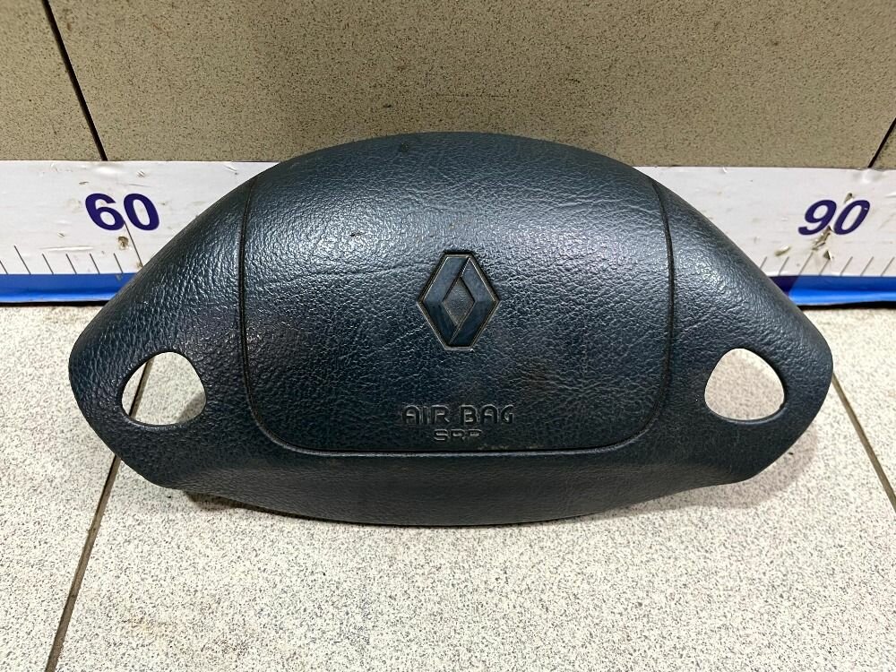 Подушка безопасности в руль Renault Kangoo