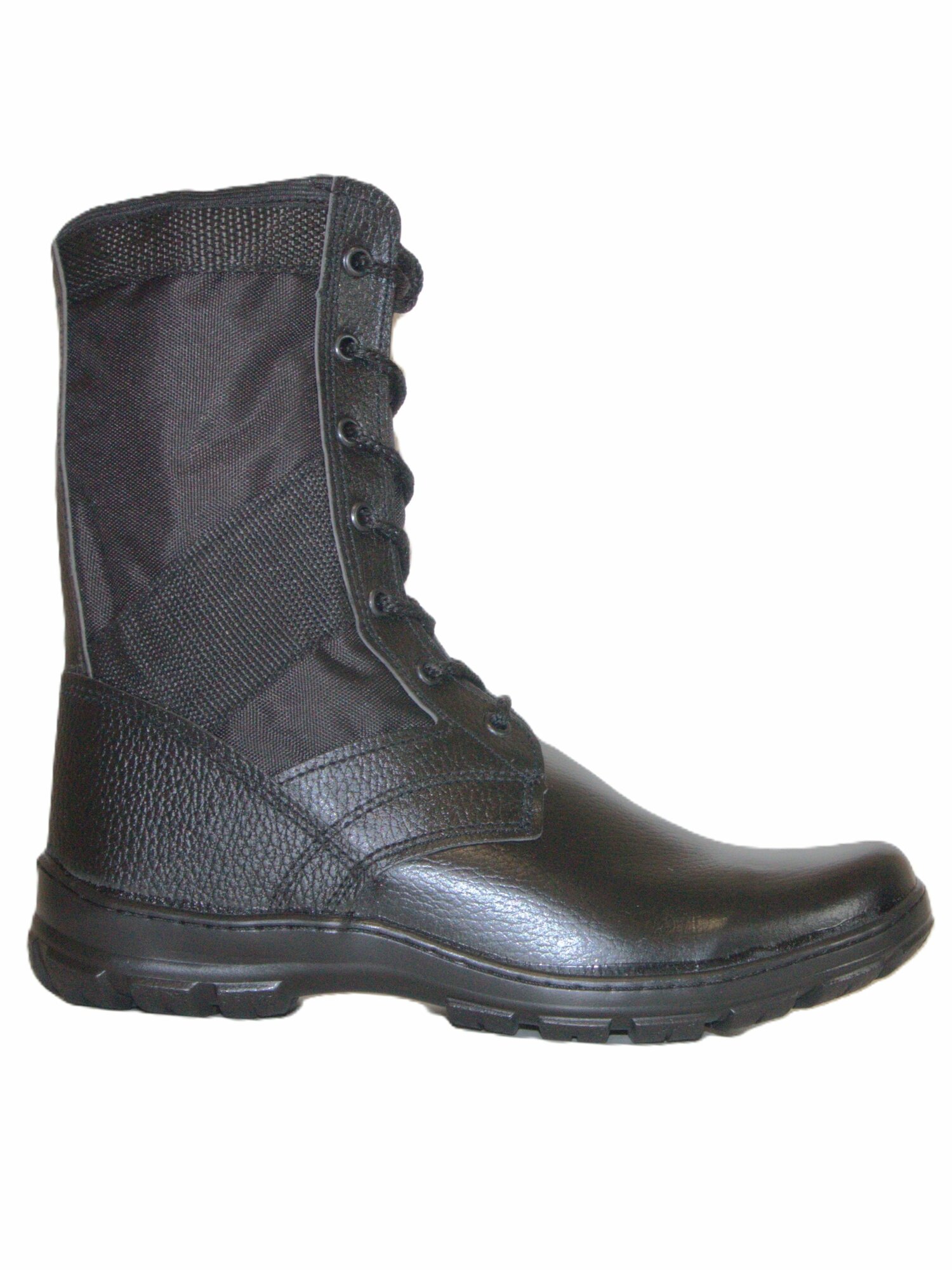 Ботинки берцы