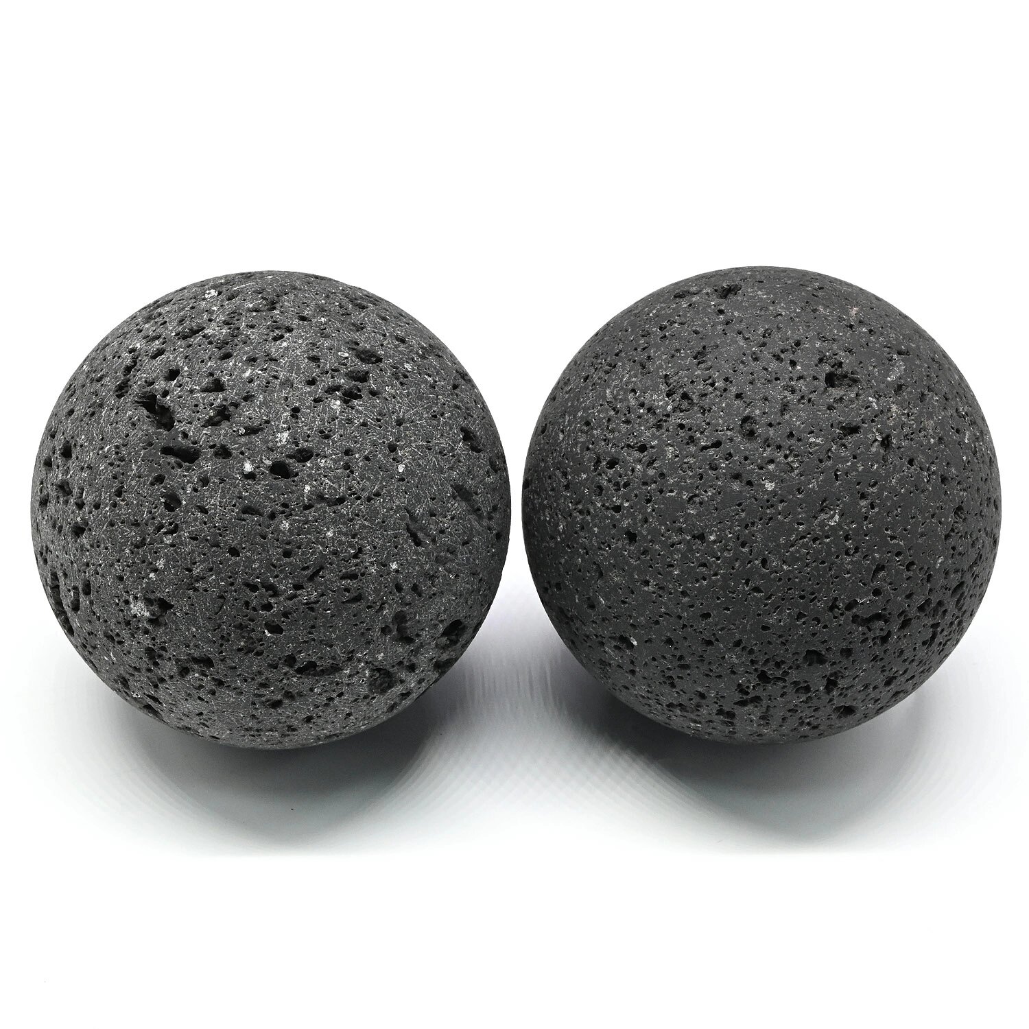 Шар из лавы (Базальт), диаметр 65-66мм .