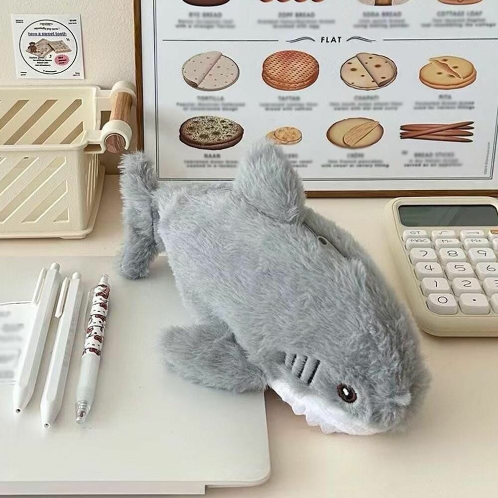 Милый детский плюшевый пенал shark