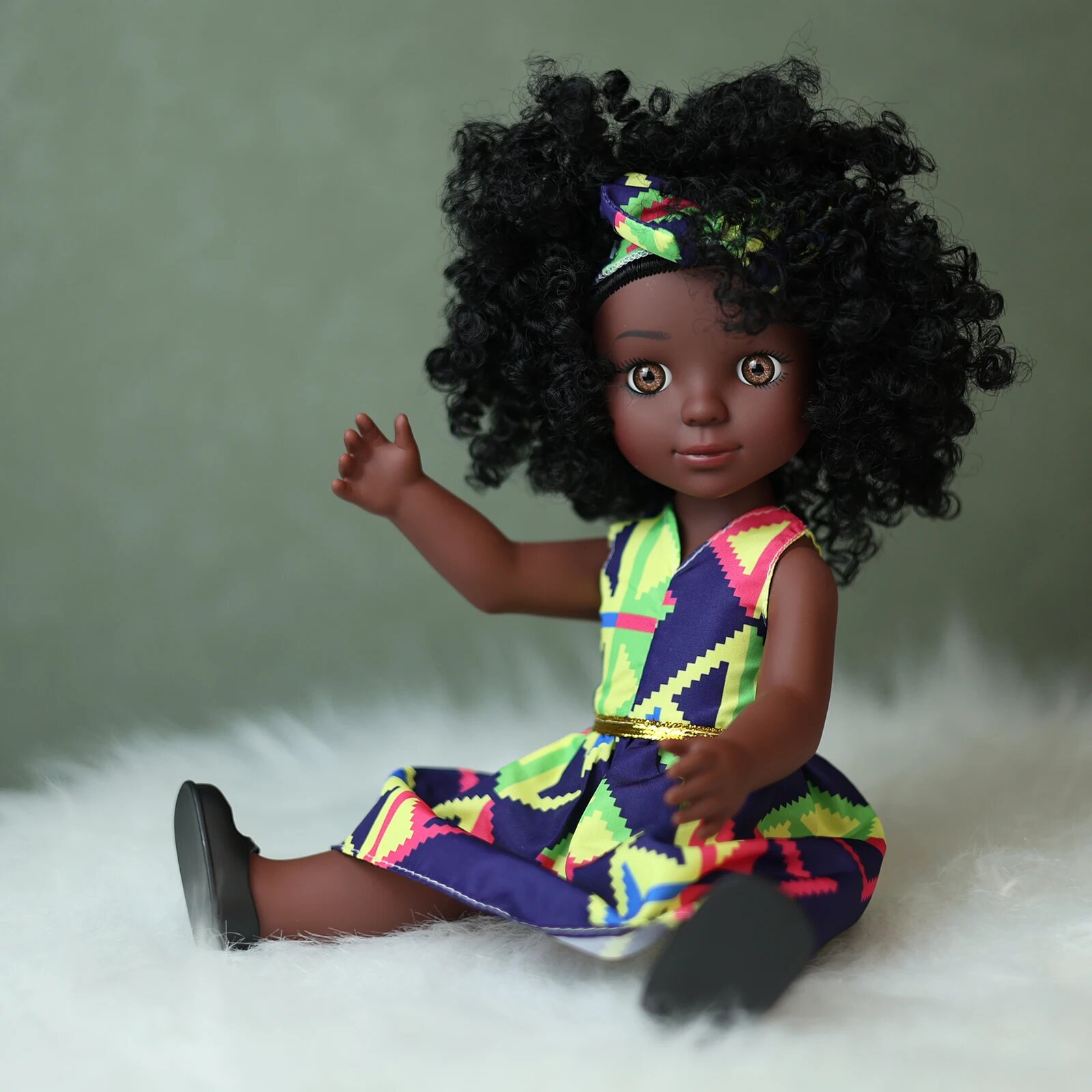 Кукла африканского происхождения, 14 дюймов, американская, черная, с вьющимися волосами. Идеальный подарок для девочки на день рождения. Полный комплект.