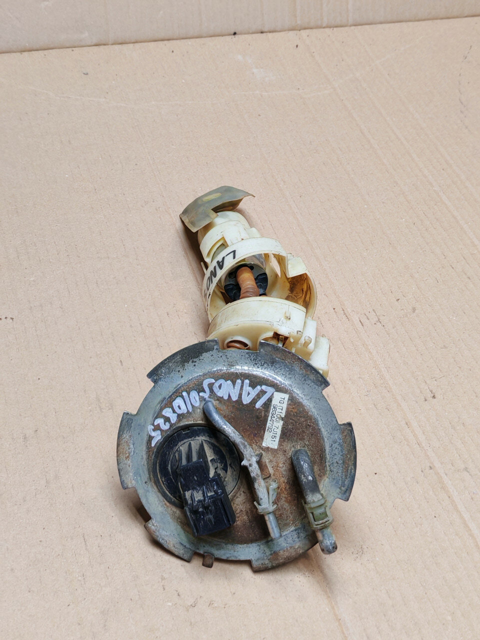 Насос топливный Lanos (без корпуса)