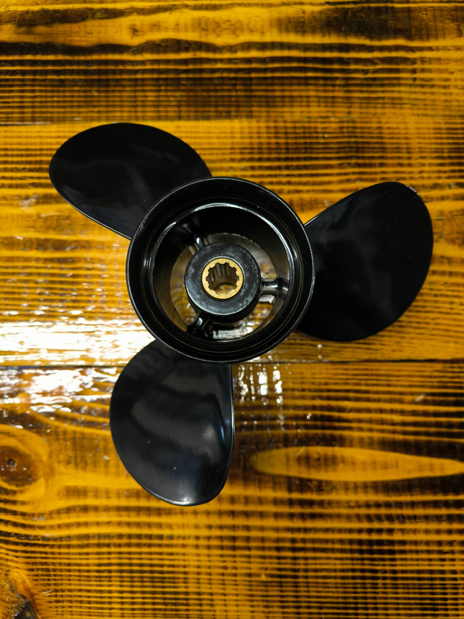 Гребной винт для Mercury/Tohatsu/Honda 25-30 л. с; 3х9.9х12; алюминиевый сплав.