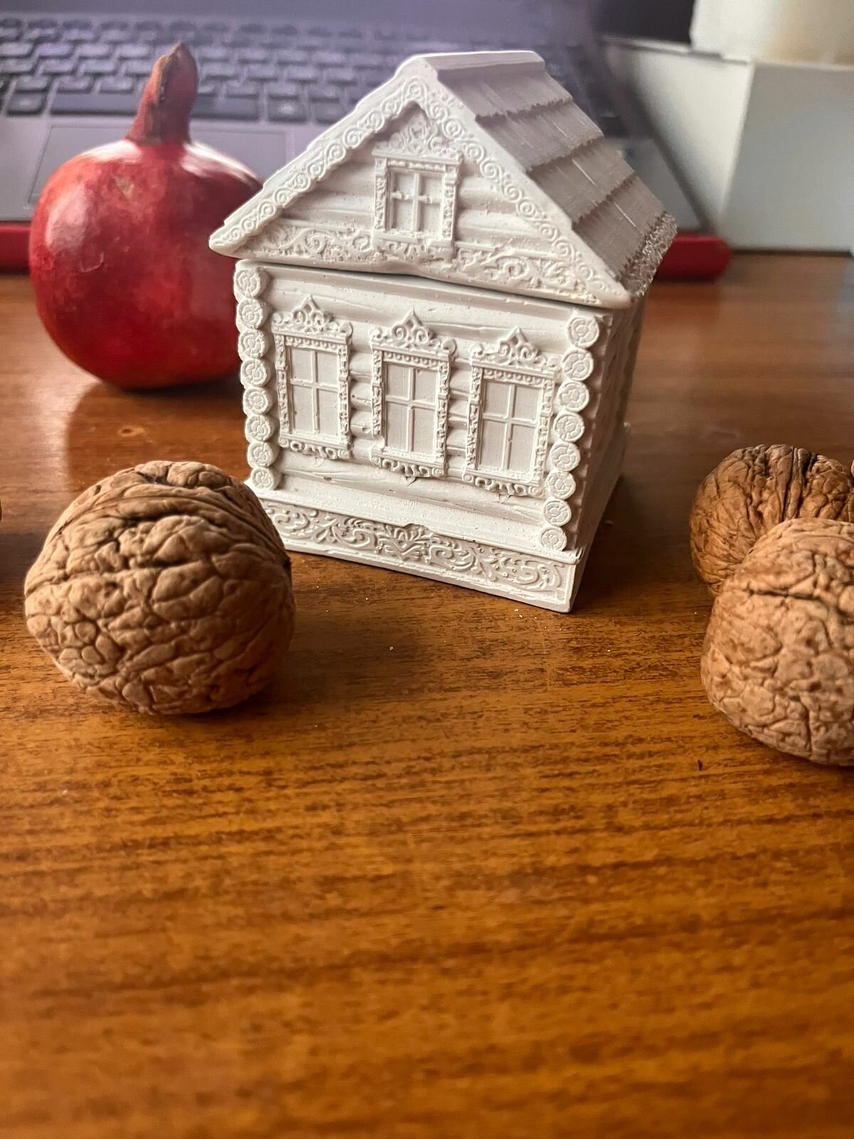 Шкатулка из гипса для раскрашивания Избушка/Русский дом деревянный