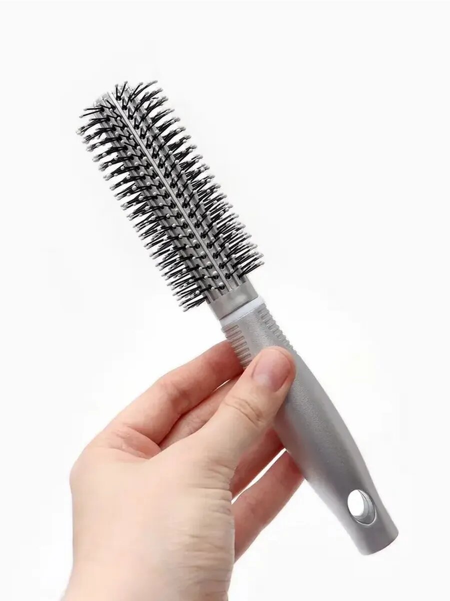 Практичная щетка для укладки волос
