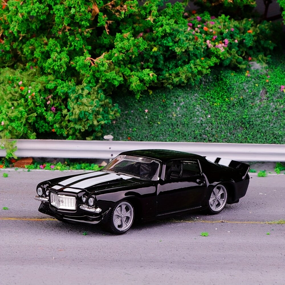 Коллекционная игрушечная модель автомобиля, масштаб 1:64, цинковый сплав, механизм на тяге, модель A01, 1 шт.