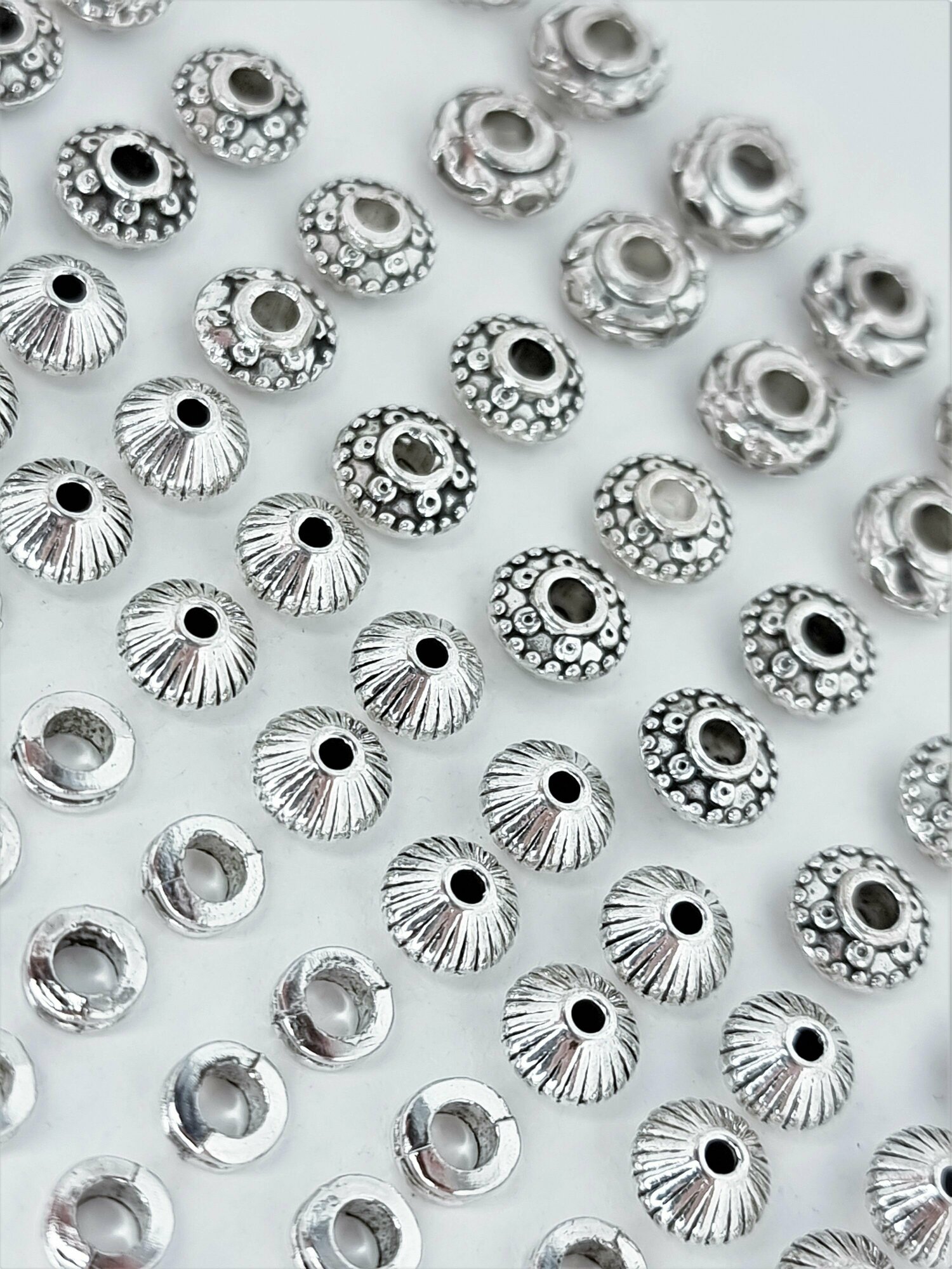 Бусины-Диски 4-9мм. Цвет Родий. №33. 148шт.