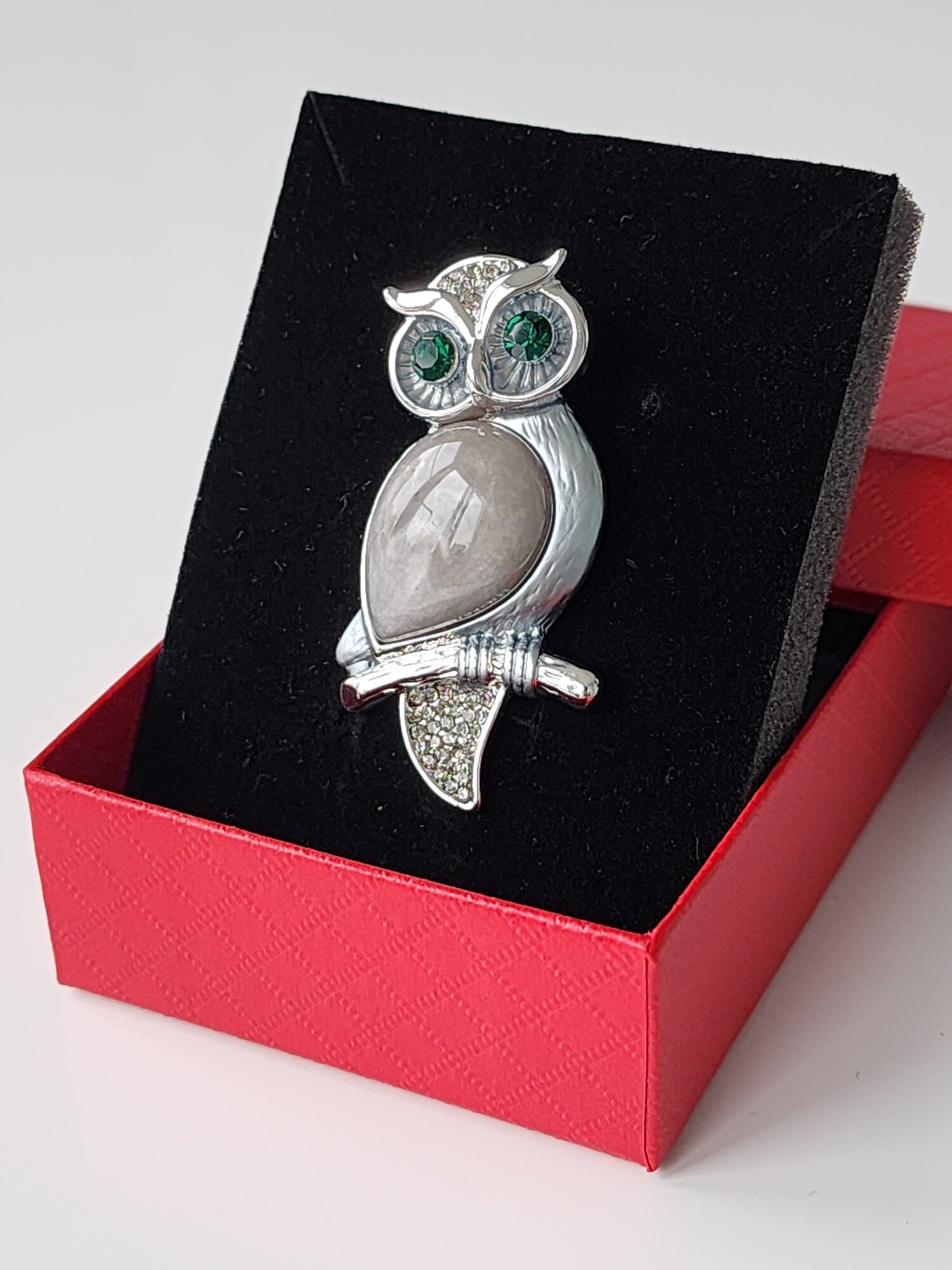 Брошь, стекло