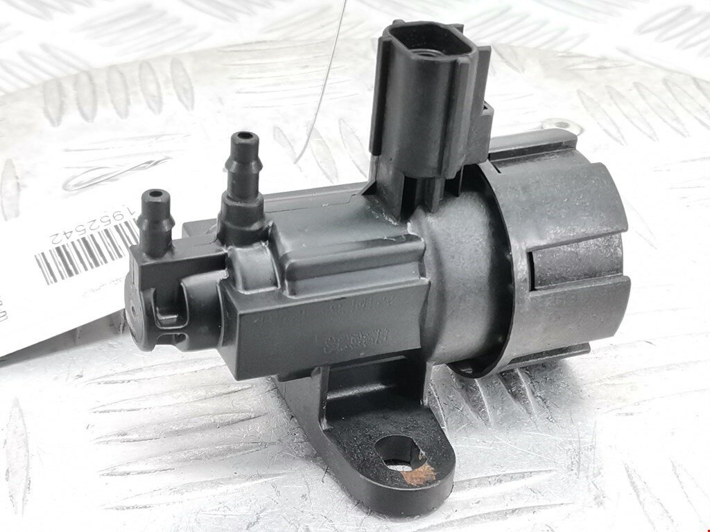 Клапан воздушный Ford Explorer 2 F57E9J459CA арт. 1952542