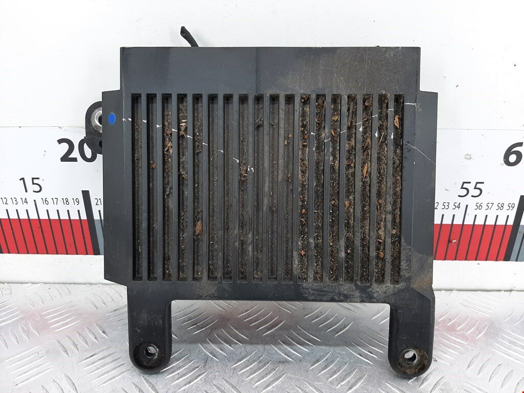 Усилитель акустической системы Volvo V70 3 31310010 арт. 1821795