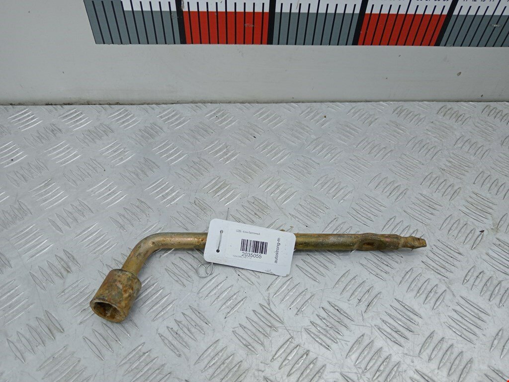 Ключ баллонный Volvo S40 V40 1 30870904 арт. 2035055
