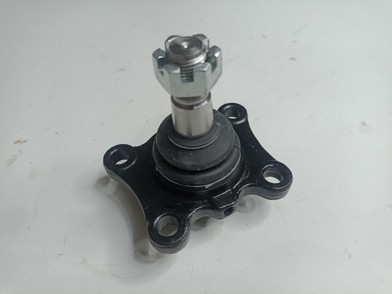 Опора шаровая нижняя GMB Great Wall Safe [2.2 8V 5MT внедорожник 4X4]