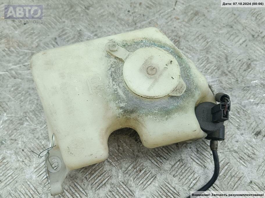 Бачок омывателя Opel Astra F (1991-1998)