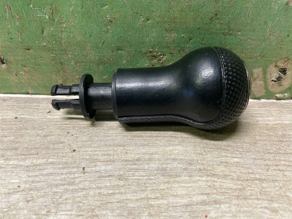 Рукоятка рычага КПП VW Golf 3 Vento 91-97