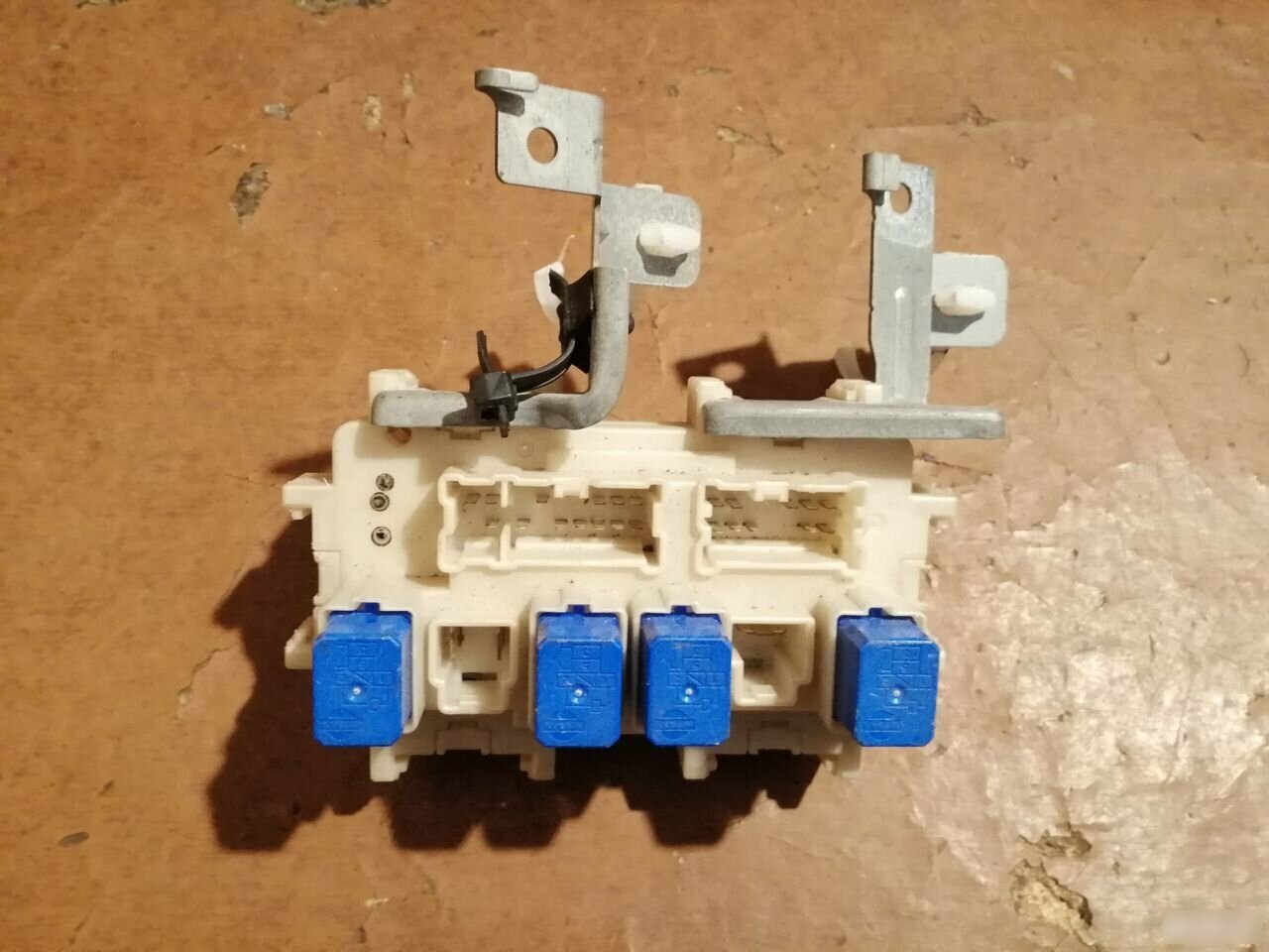 Блок предохранителей Infiniti Qx56 2010-2018 1LA0A0F30