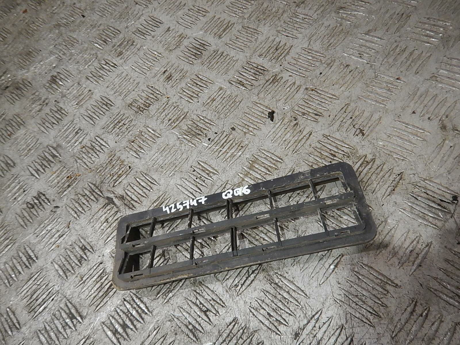 Б/У Решетка вентиляционная, Chery (Чери)-QQ6 (S21) (07-10) Chery QQ6 (S21) (07-10) Без видимых повреждений. 425747 CHERY...
