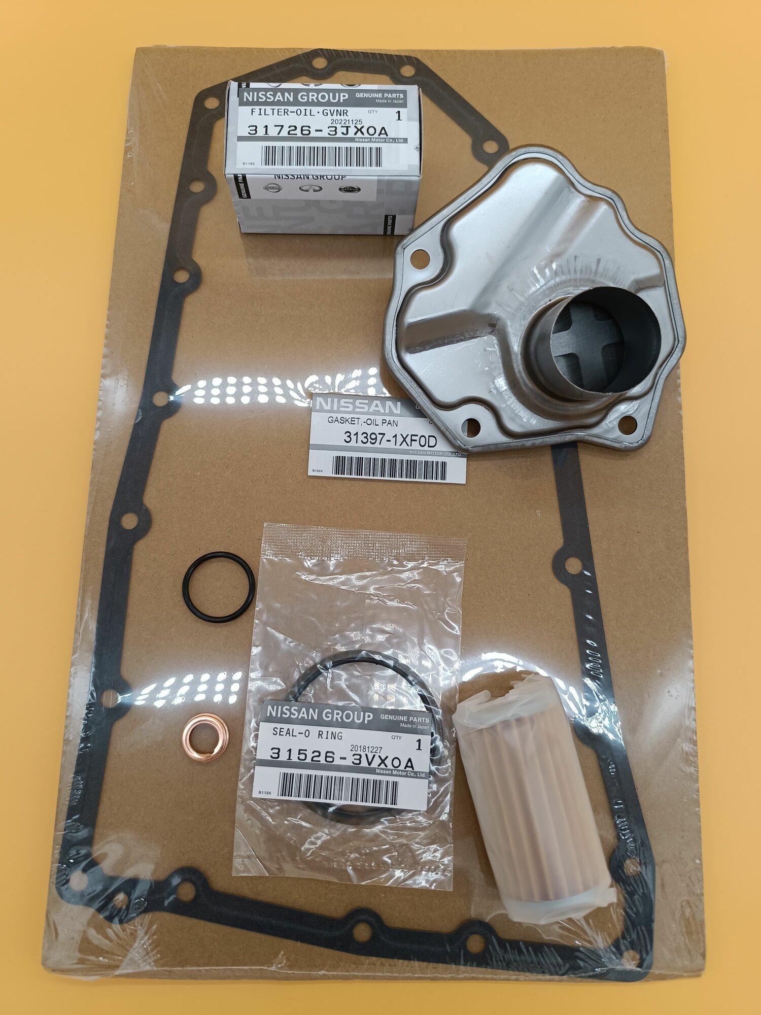 Комплект фильтров и прокладок для вариатора Nissan Pathfiner R52, Nissan Япония, 6 деталей.