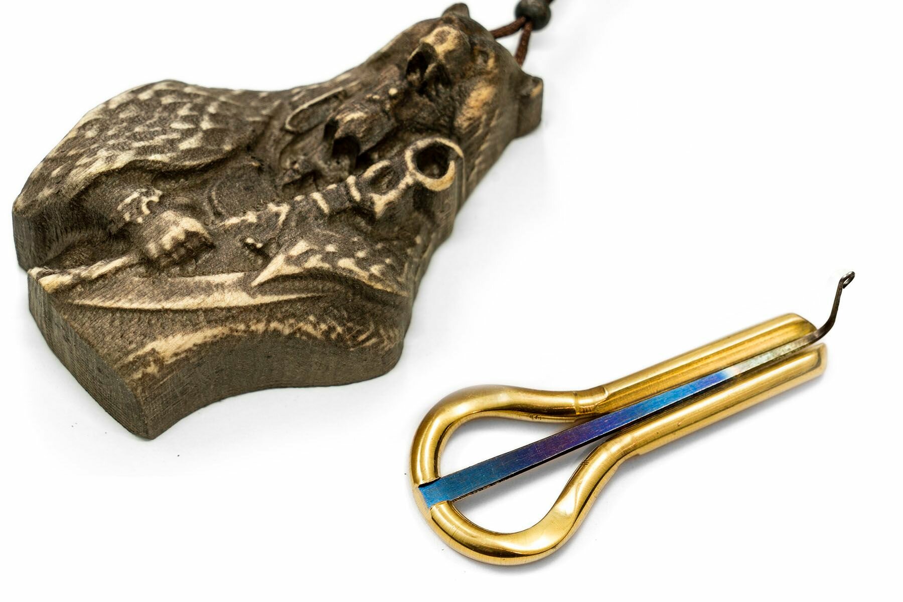 Варган Поткина (алтайский комус) в резном футляре Шаман с посохом