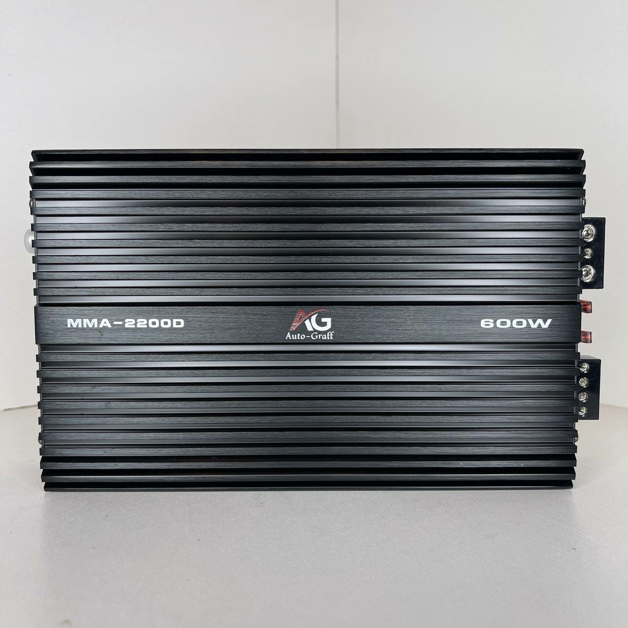 Усилитель звука автомобильный - моноблок 600w