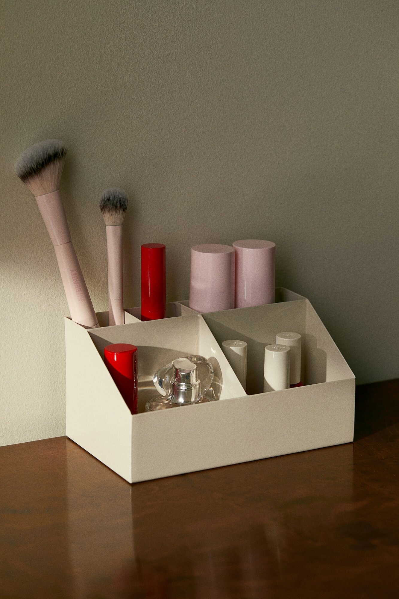 Металлический контейнер для хранения H&M цвет светло-бежевый 8.3х17.5 см