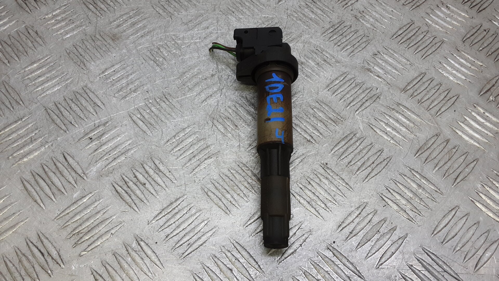 Катушка зажигания бензиновая BMW 1 E87, Номер 0221504100