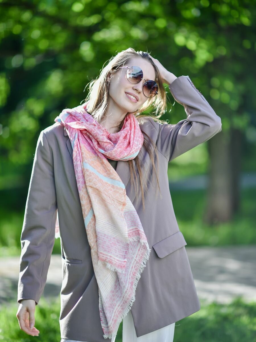 Палантин для женщин