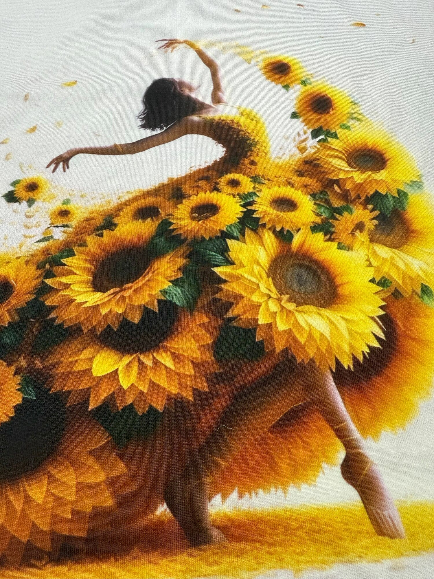 Ткань Кулирка с диджитальным принтом Девушка и подсолнухи 60х65 / передняя полочка