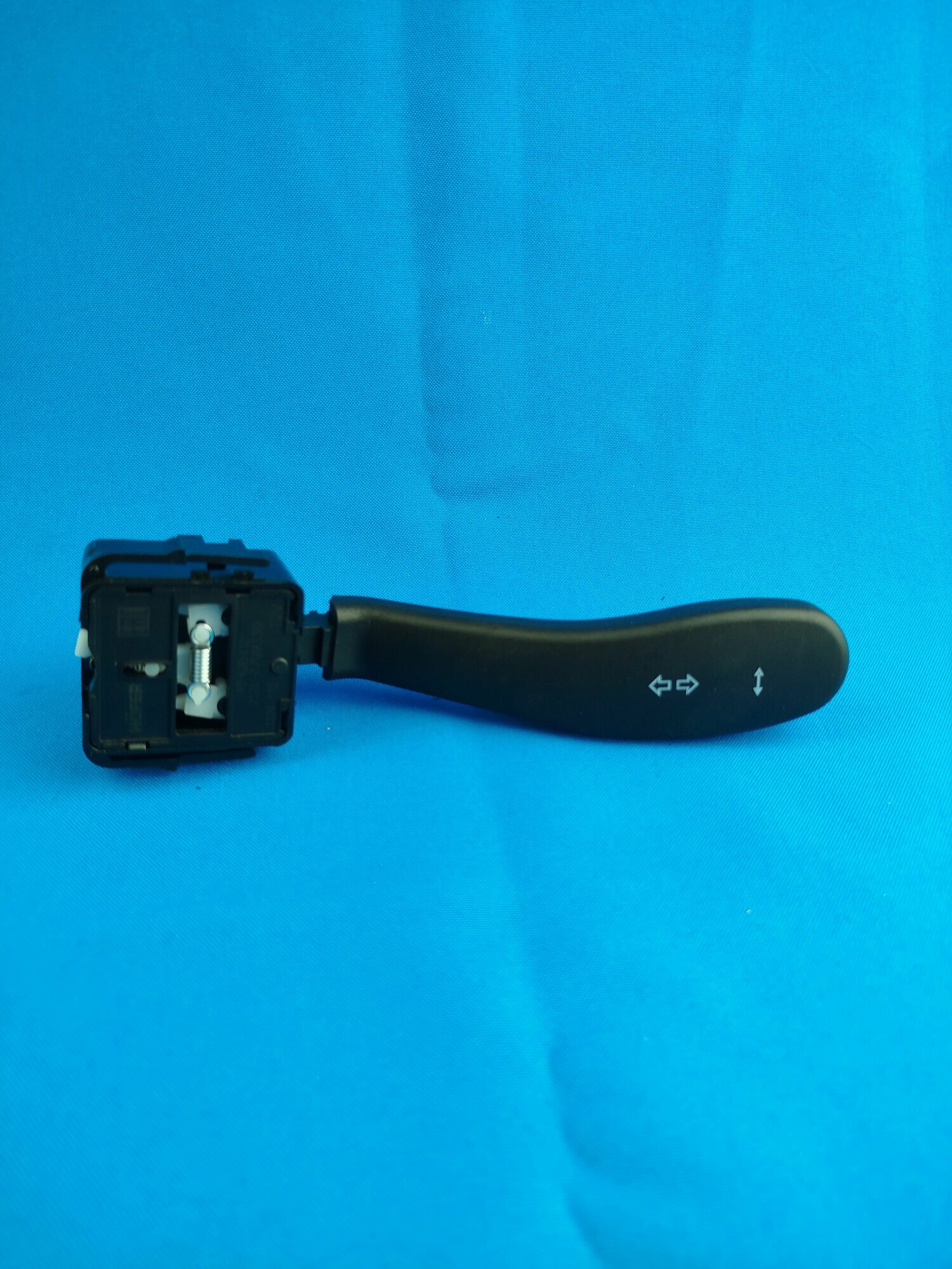 Переключатель света и поворота "HOFER" для автомобилей Приора, Шевроле-Нива