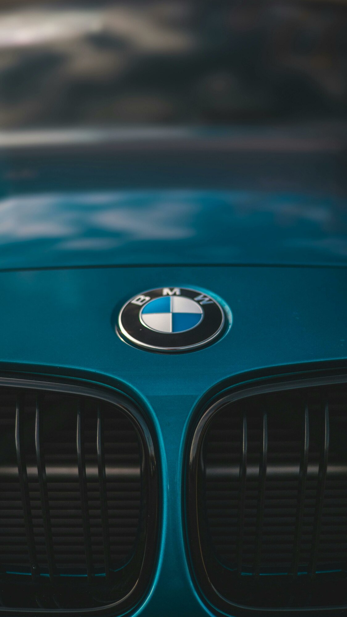 Картина на холсте 60x110 LinxOne "Автомобиль, интерьер для дома / декор на стену / дизайн