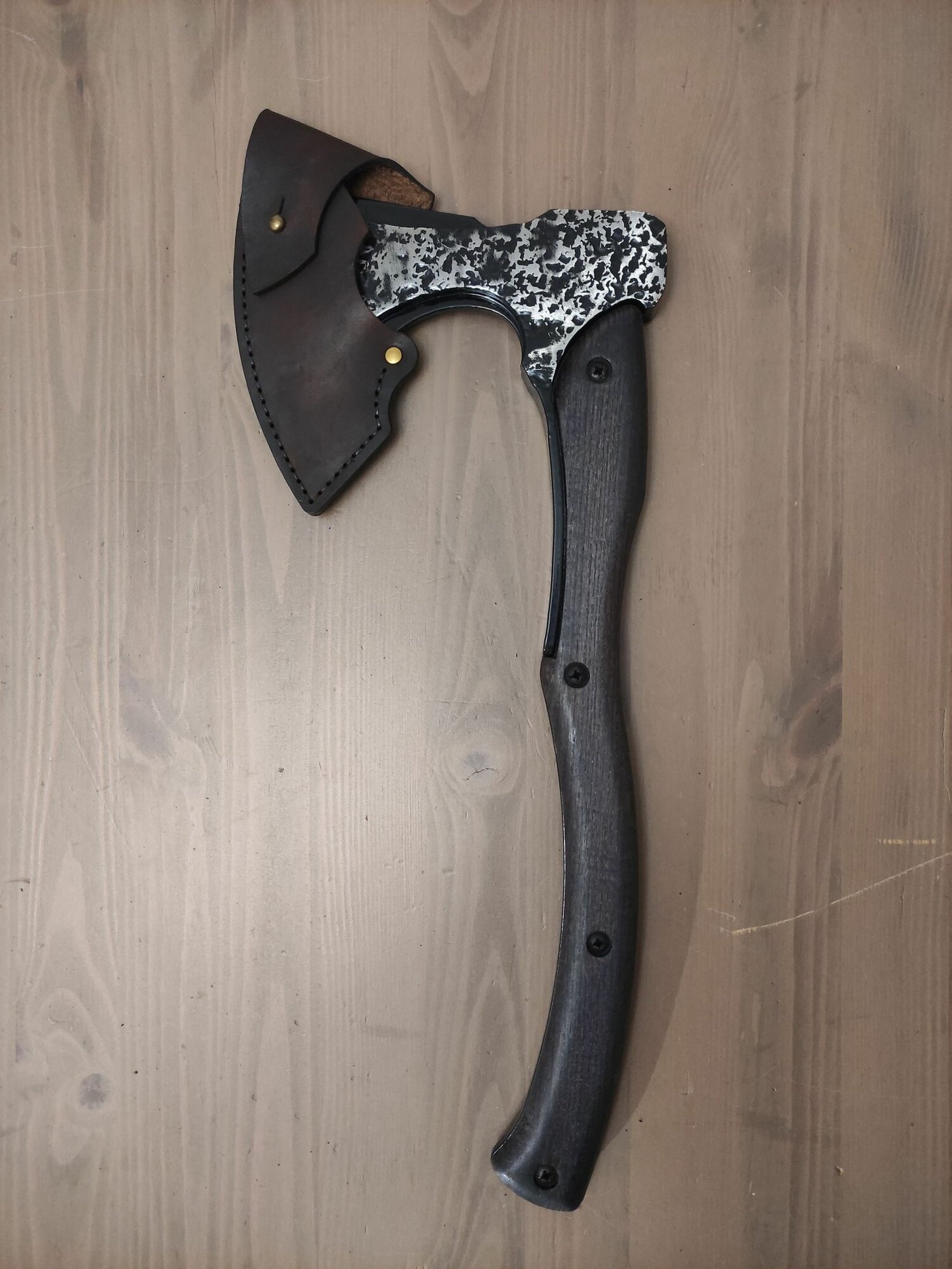 Топор Варяг, цельнометаллический надёжный с чехлом из натуральной кожи, колун