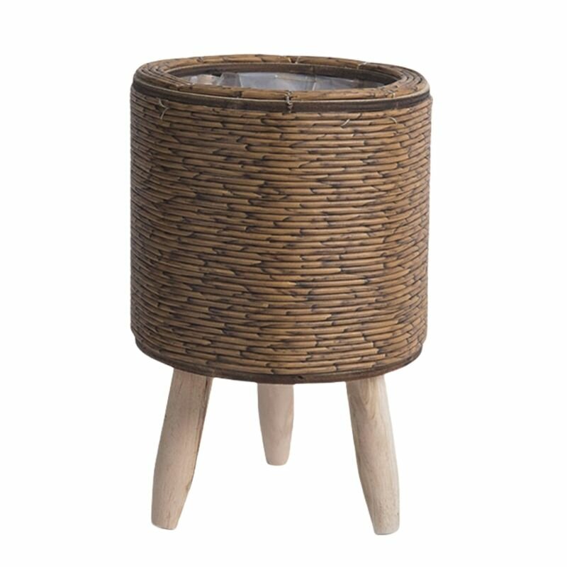 Плетеные кашпо из ротанга