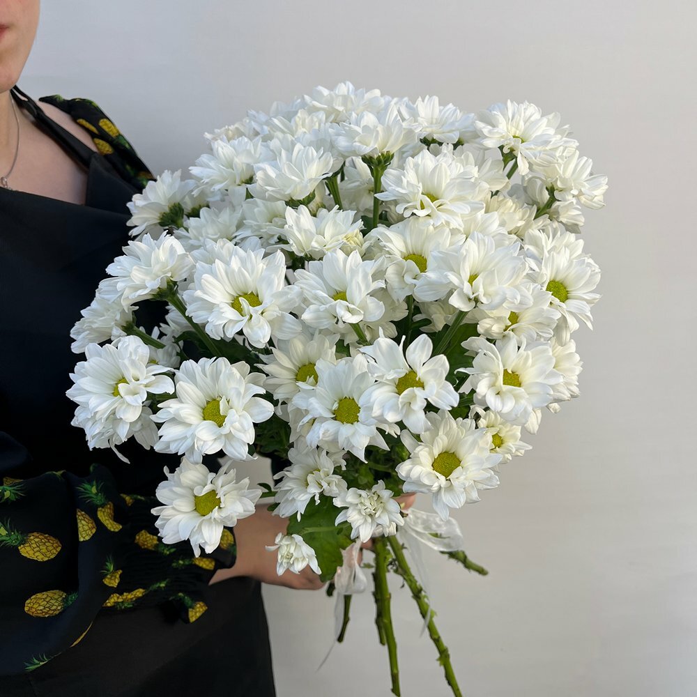 Букет цветов 53 - Хризантема Чик ромашковая белая, 7 шт