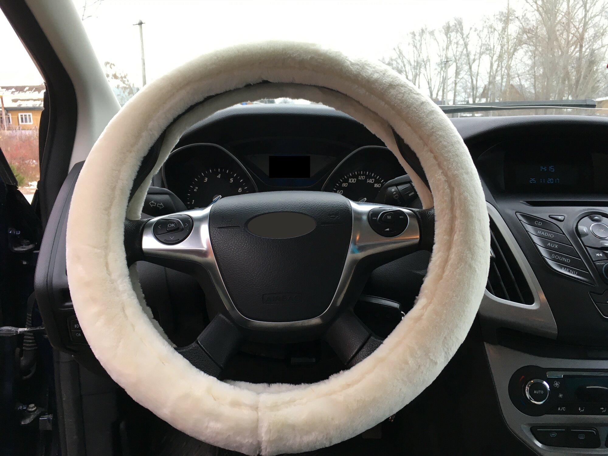 Оплетка на руль Premier стриженный эко мех, S (35-37см) Белая