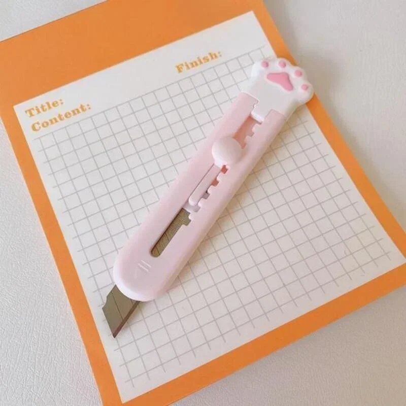Кавайи мини нож для рукоделия Pink