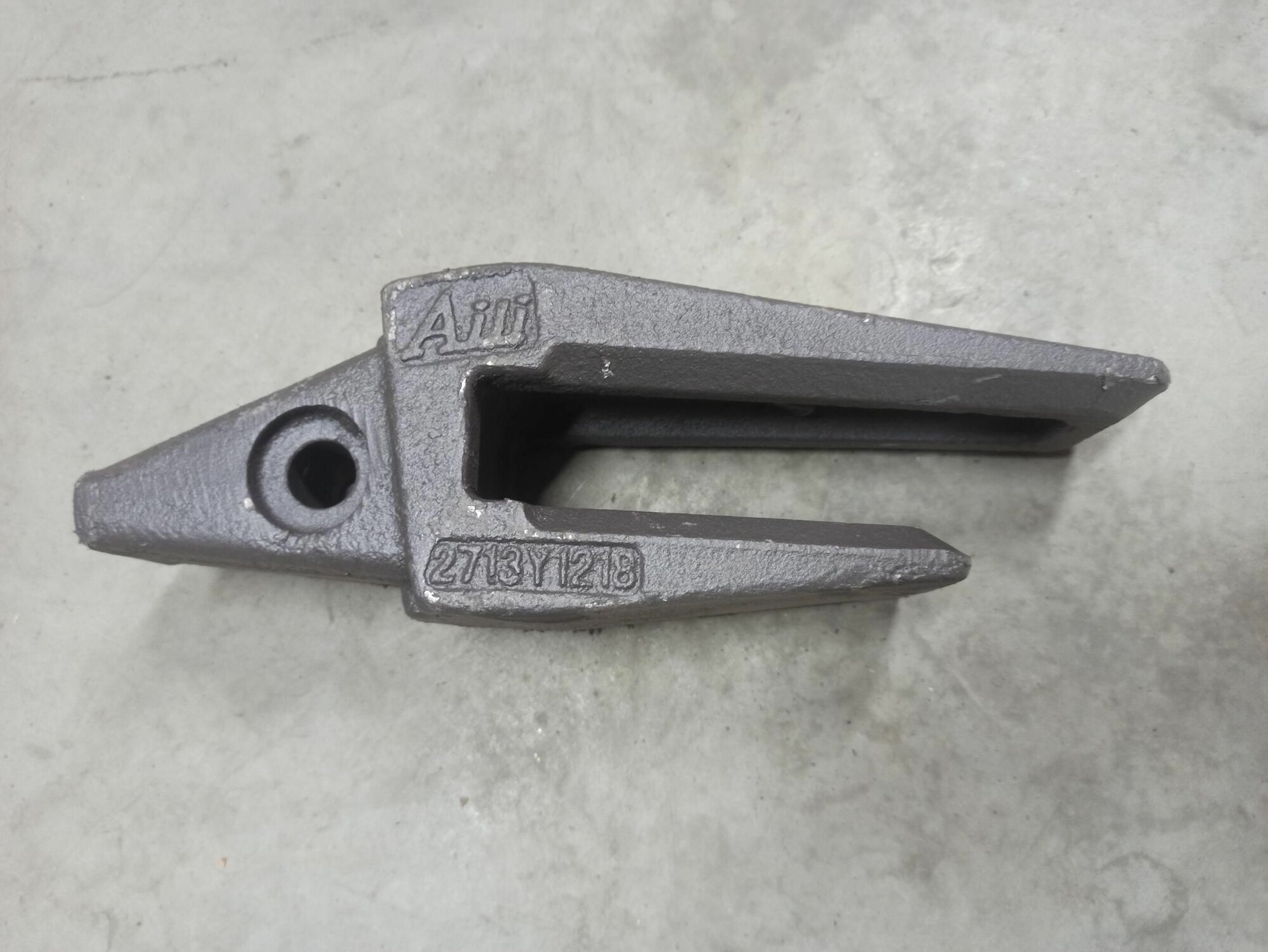 Адаптер ковша экскаватора 2713-1218, 3T1218 AILI для экскаватора Doosan DH130 (40 мм)