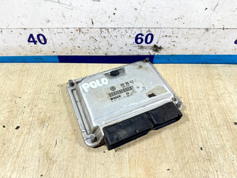 Блок управления двигателем VW Polo IV 045906019