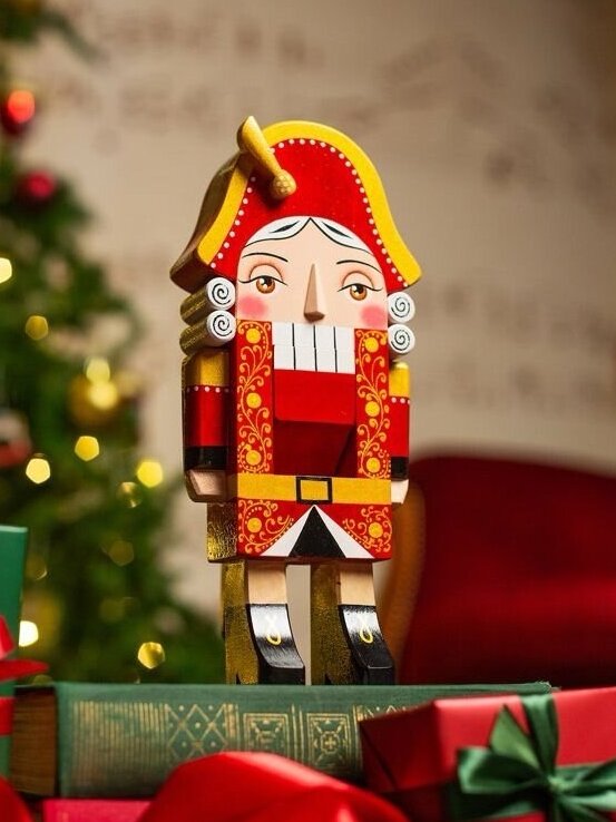 Щелкунчик Расписной 25см / Коллекционная игрушка/ Орехокол - сувенир / массив дерева / ручная работа