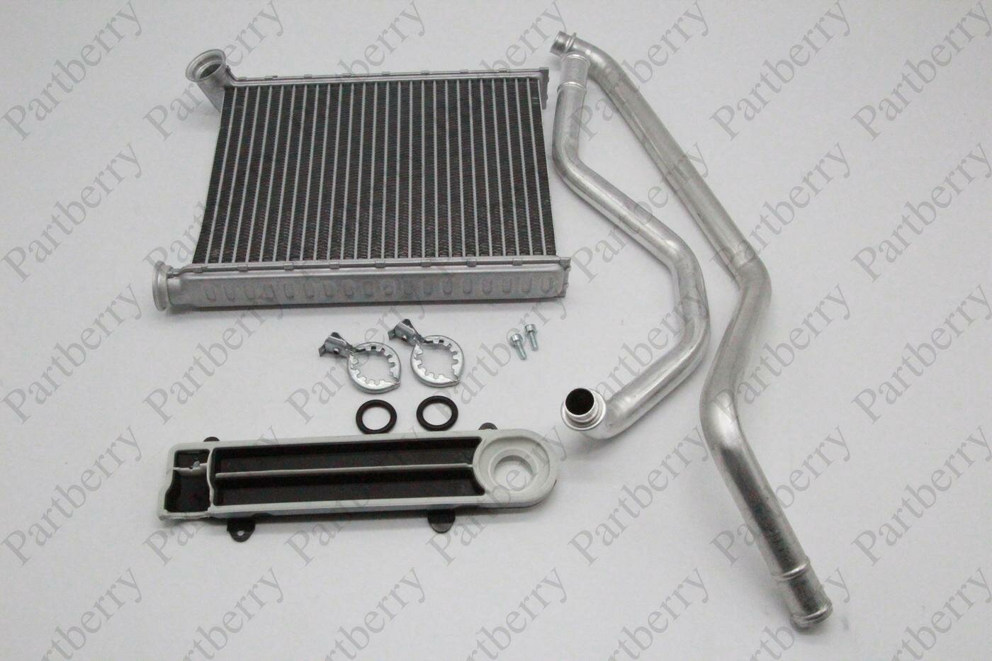Радиатор отопителя PARTBERRY PB220301 для MERCEDES-BENZ A1668300261, MERCEDES-BENZ 1668300261.