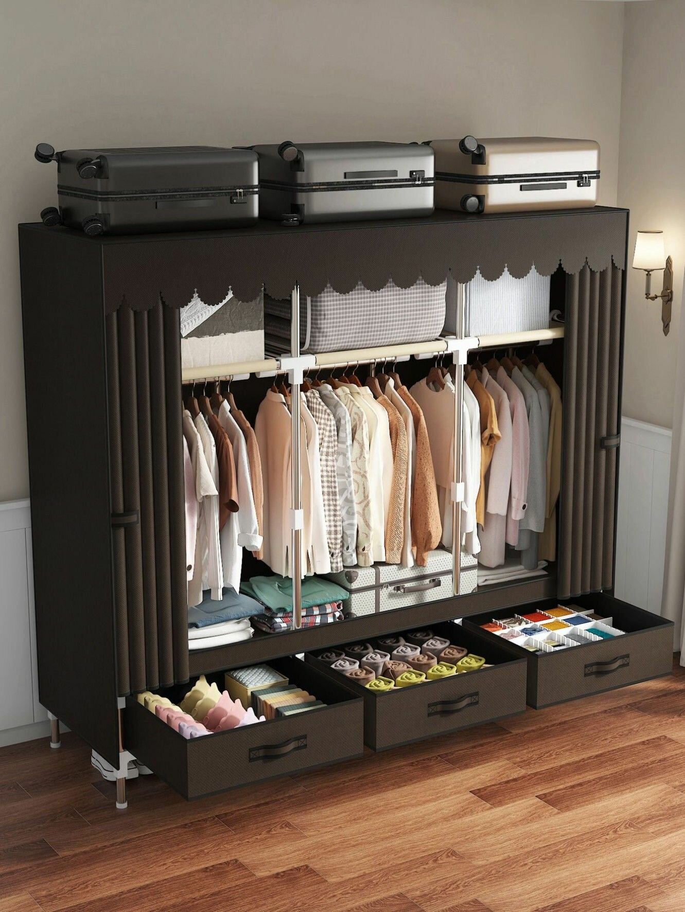 Тканевый шкаф для одежды в прихожую и спальню напольный