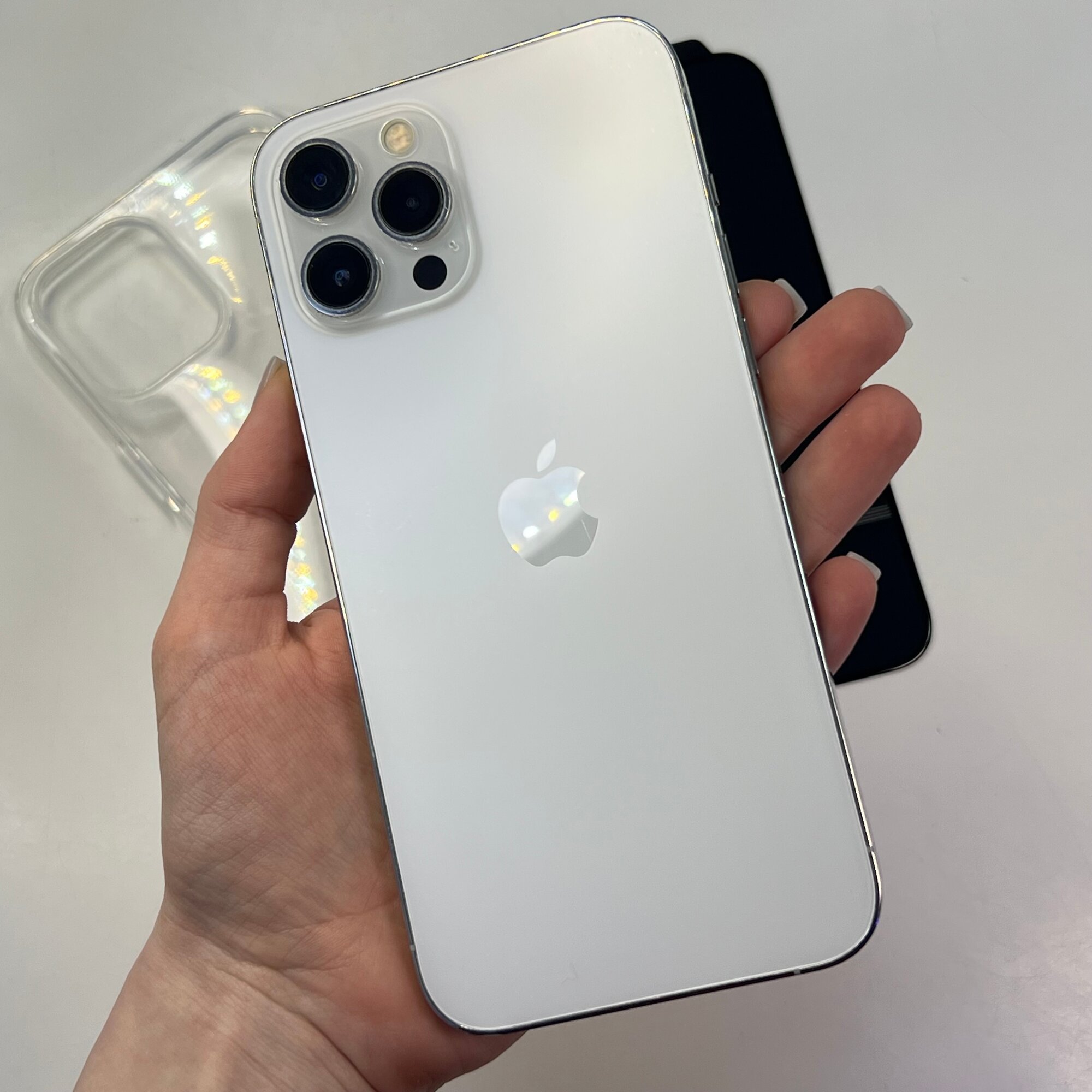 Смартфон Apple iPhone 12 Pro Max 256 ГБ (без RUSTORE), nano SIM+eSIM, серебристый