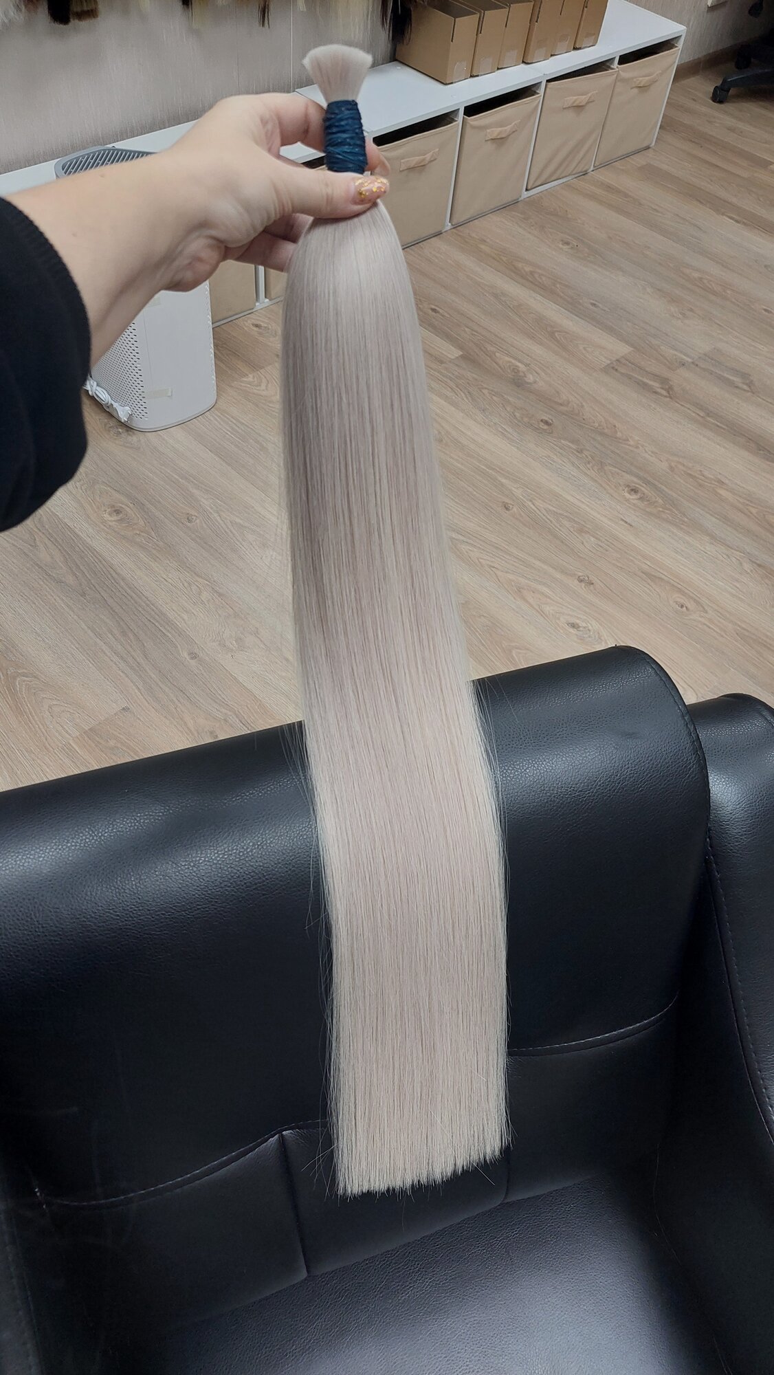 Натуральные волосы для наращивания 70см 100г, категория люкс, пепельный блонд