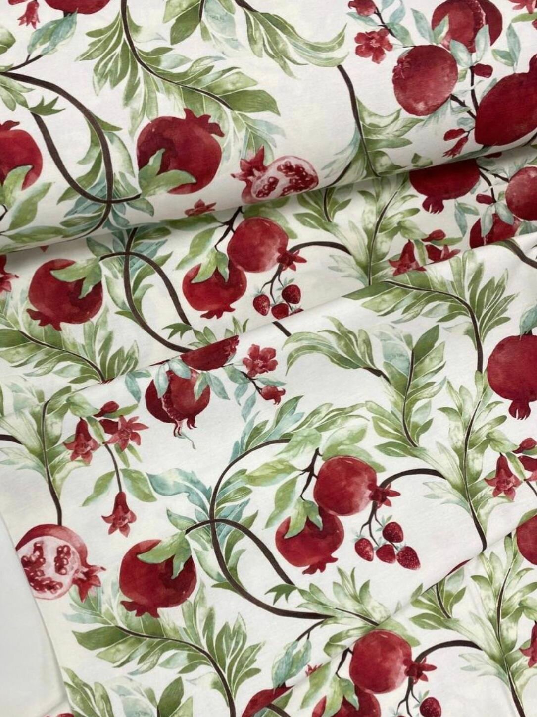 Ткань DUCK, водоотталкивающая пропитка, 100x180см, принт "Гранат"